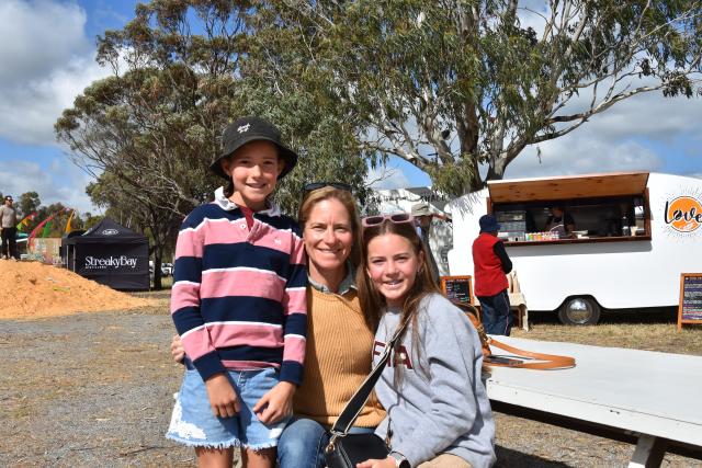 Have a ball at Cummins Show | Eyre Peninsula Advocate